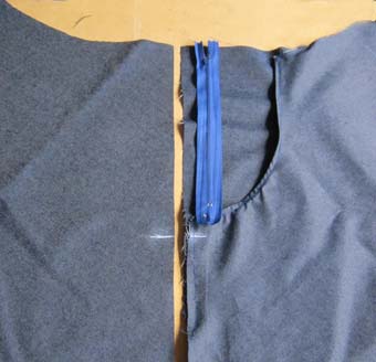 A-LINE SKIRT - Side zip